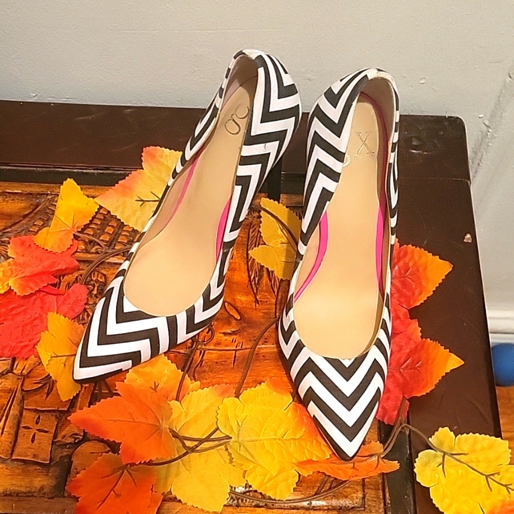 Gx By Gwen Stefani Striped Heels - Gem